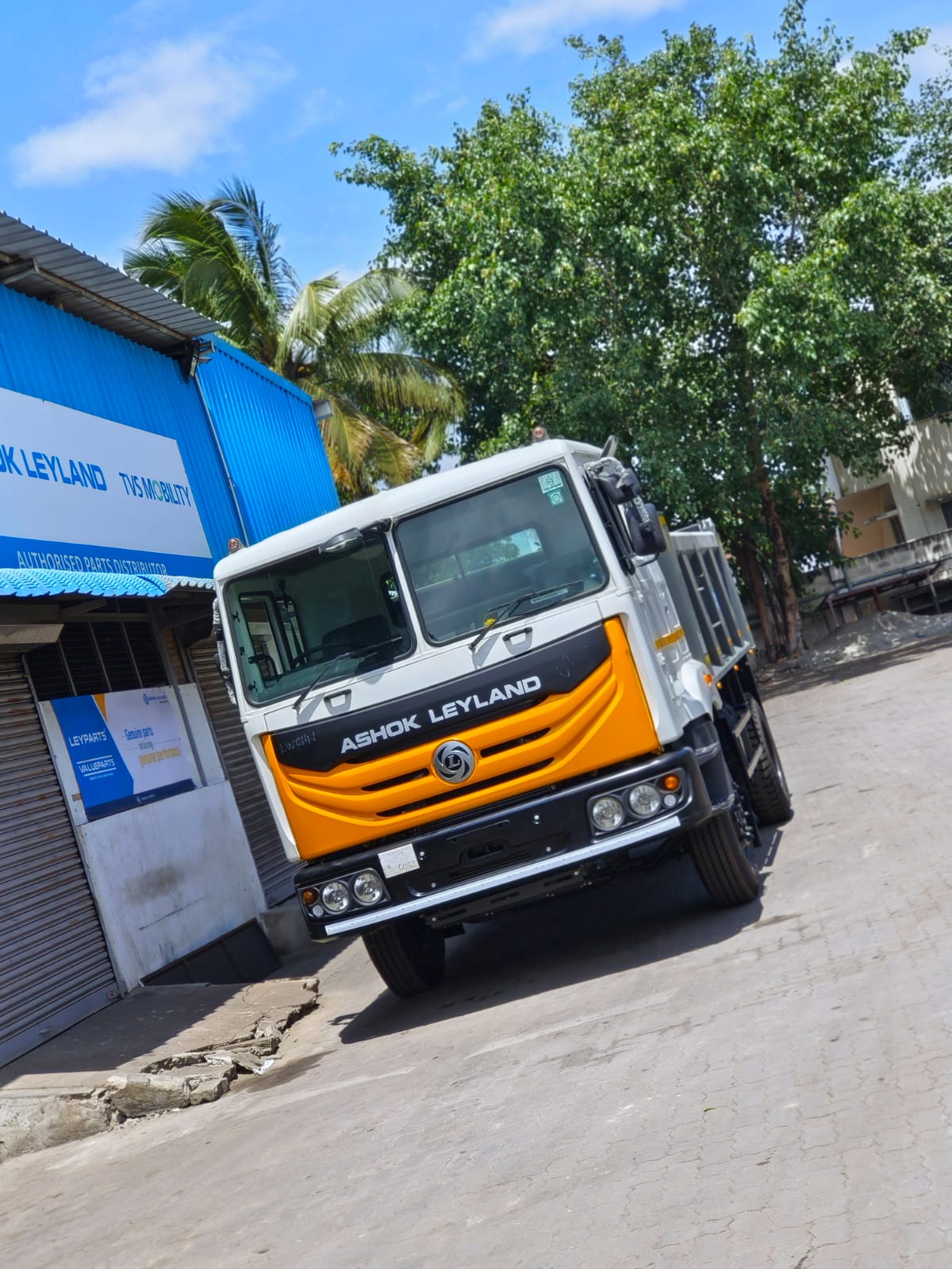 TMP Earth Movers - Leading Earth Moving Services